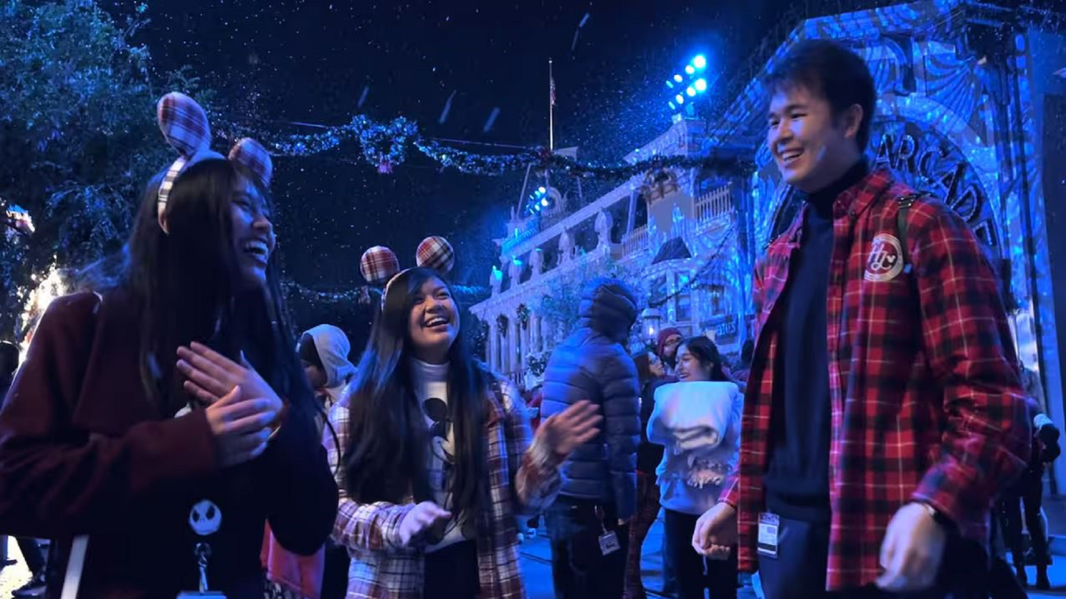 Cast Life Archives - Page 9 of 13 - Disney Parks Blog