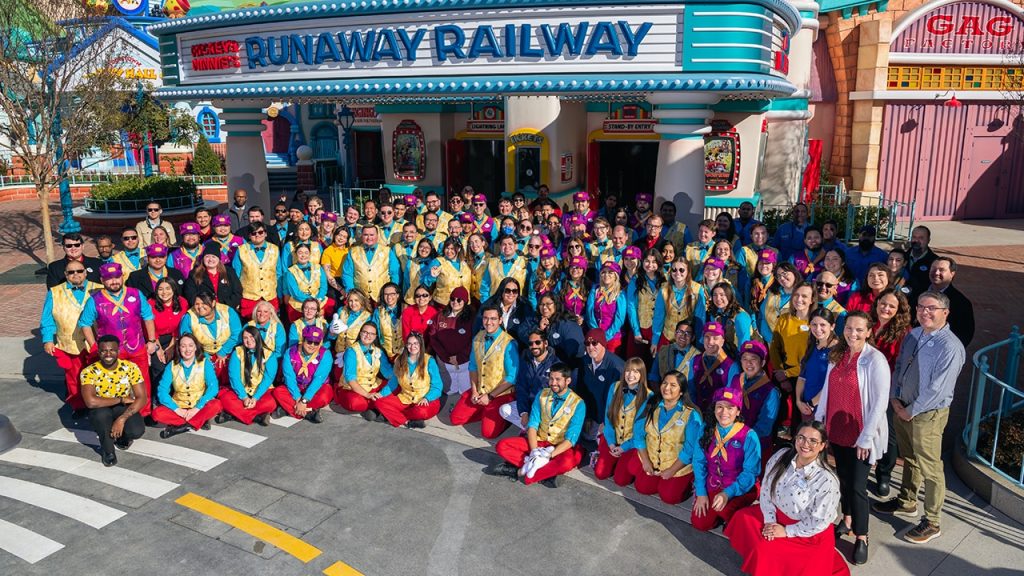 All Aboard! Disneyland Resort Cast Open Mickey & Minnie's Runaway ...