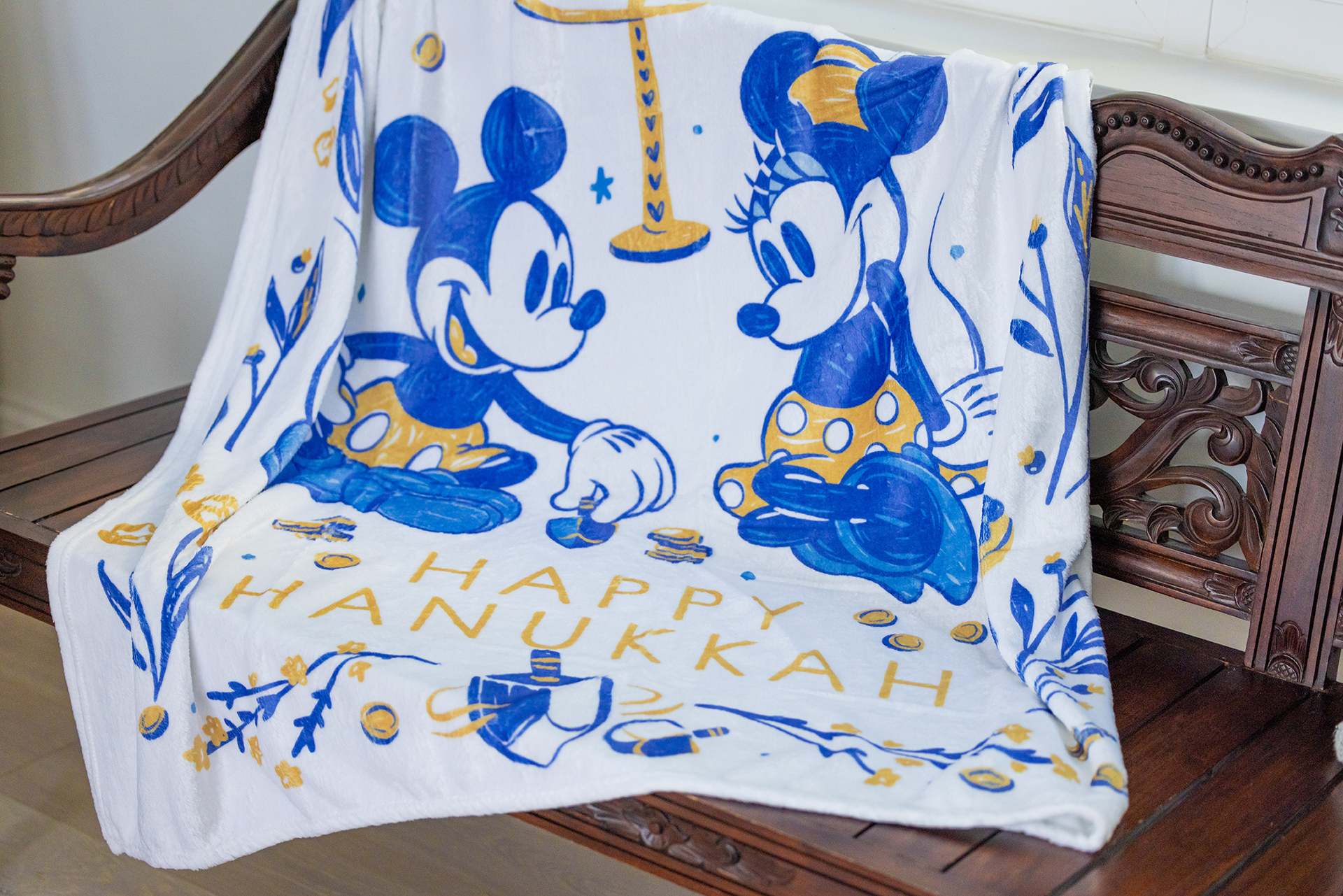 2024 Disney Holiday Merch Preview | Disney Parks Blog