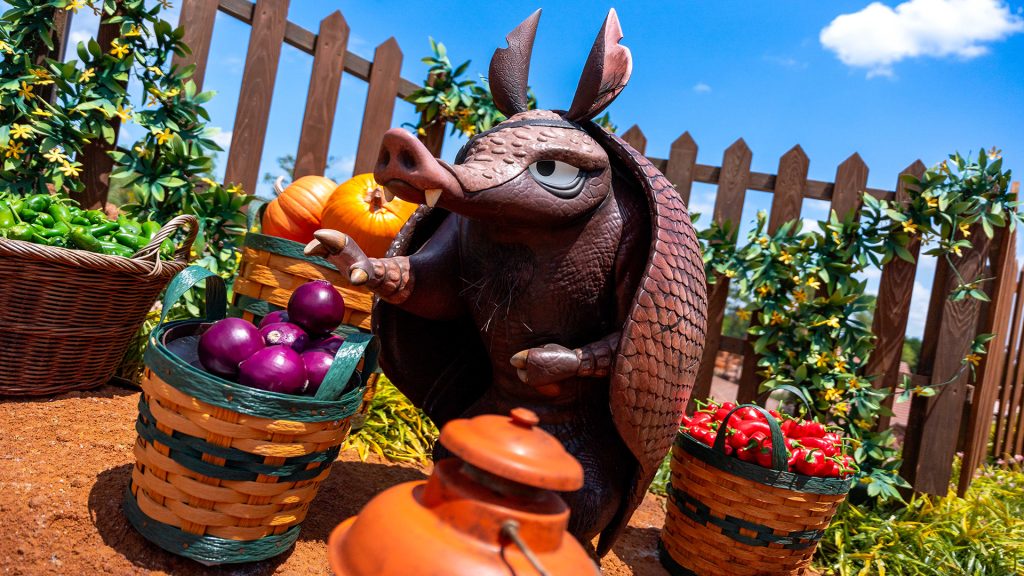 Innovative Audio-Animatronics Figures, from Birds to the Bayou - Disney ...
