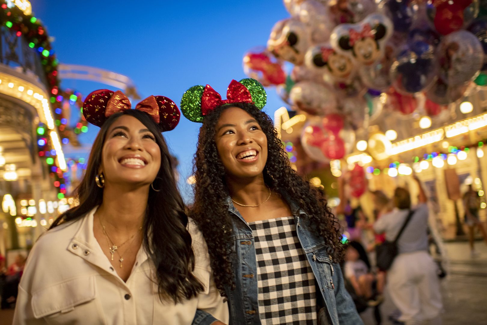 Ultimate Holiday Guide for Everything Walt Disney World - INTERCOT