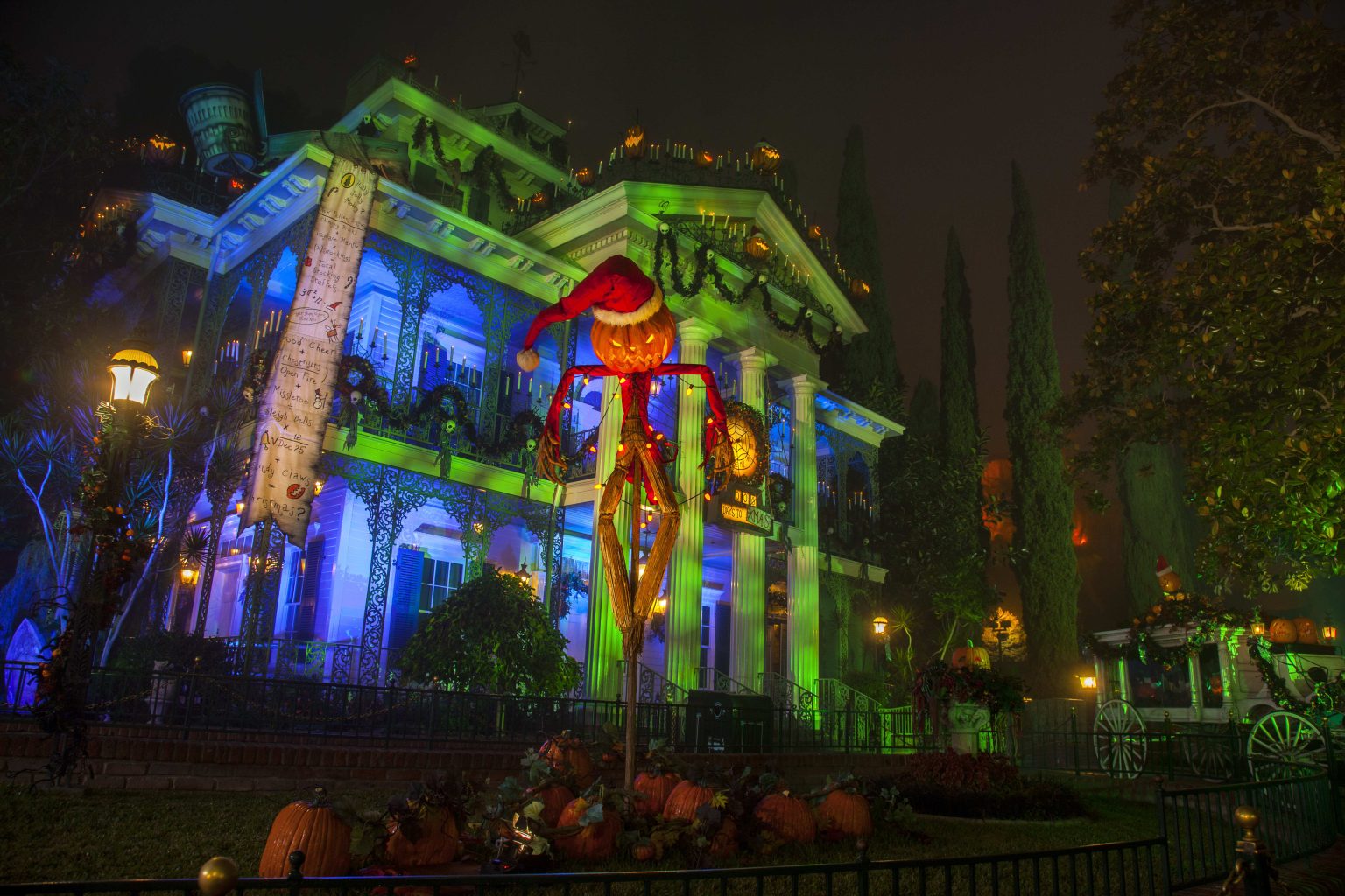 New Haunted Mansion Experiences at Disneyland