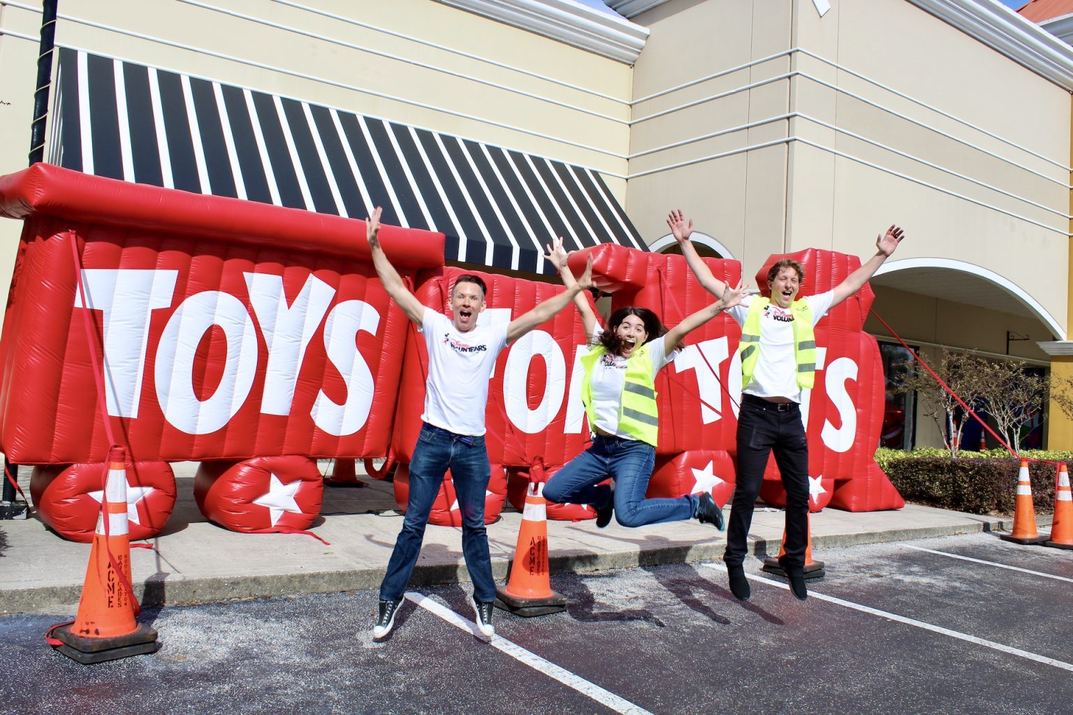 The Disney Ultimate Toy Drive Launches Today! - Disney Parks Blog