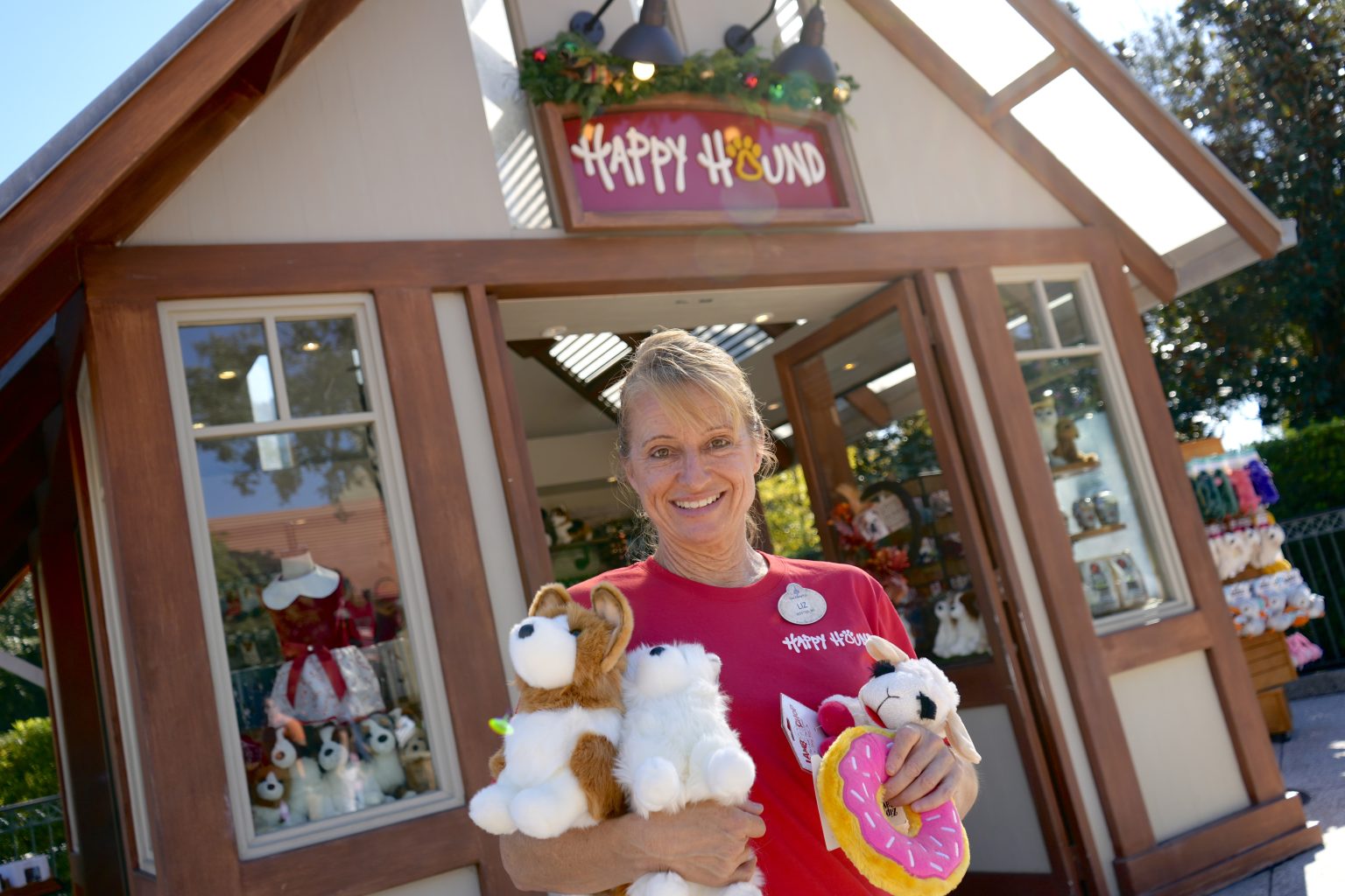 Shop Small Business Saturday at Disney World This Season