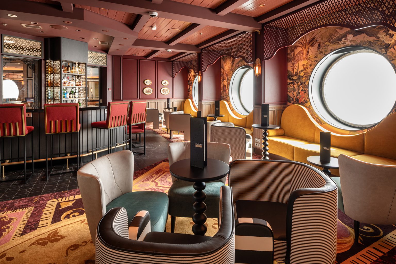 FULL GUIDE to Lounges, Bars, and Cafes on Disney Treasure - MickeyBlog.com