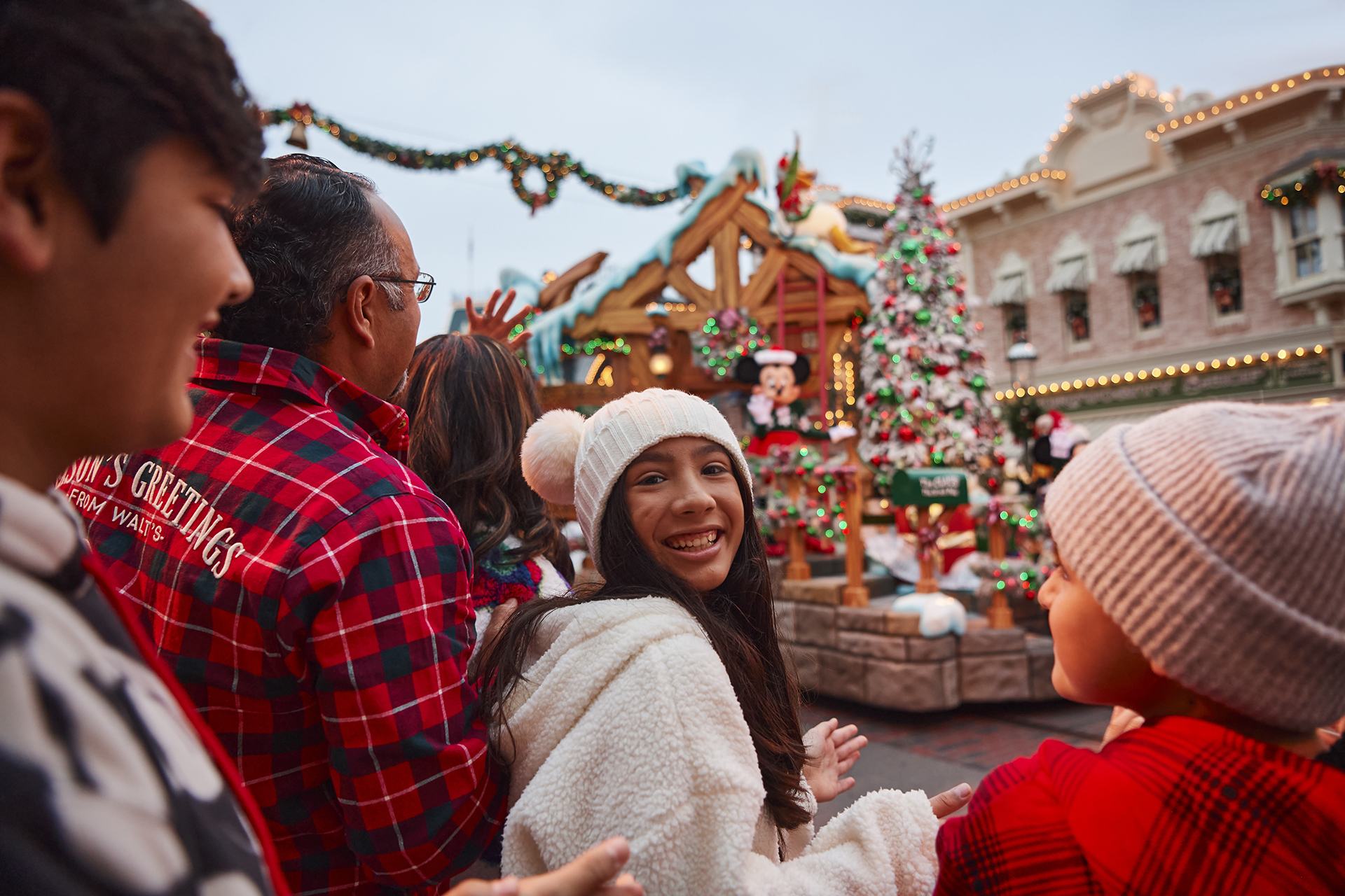 Travel Tuesday Deals at Walt Disney World, Disneyland Resorts