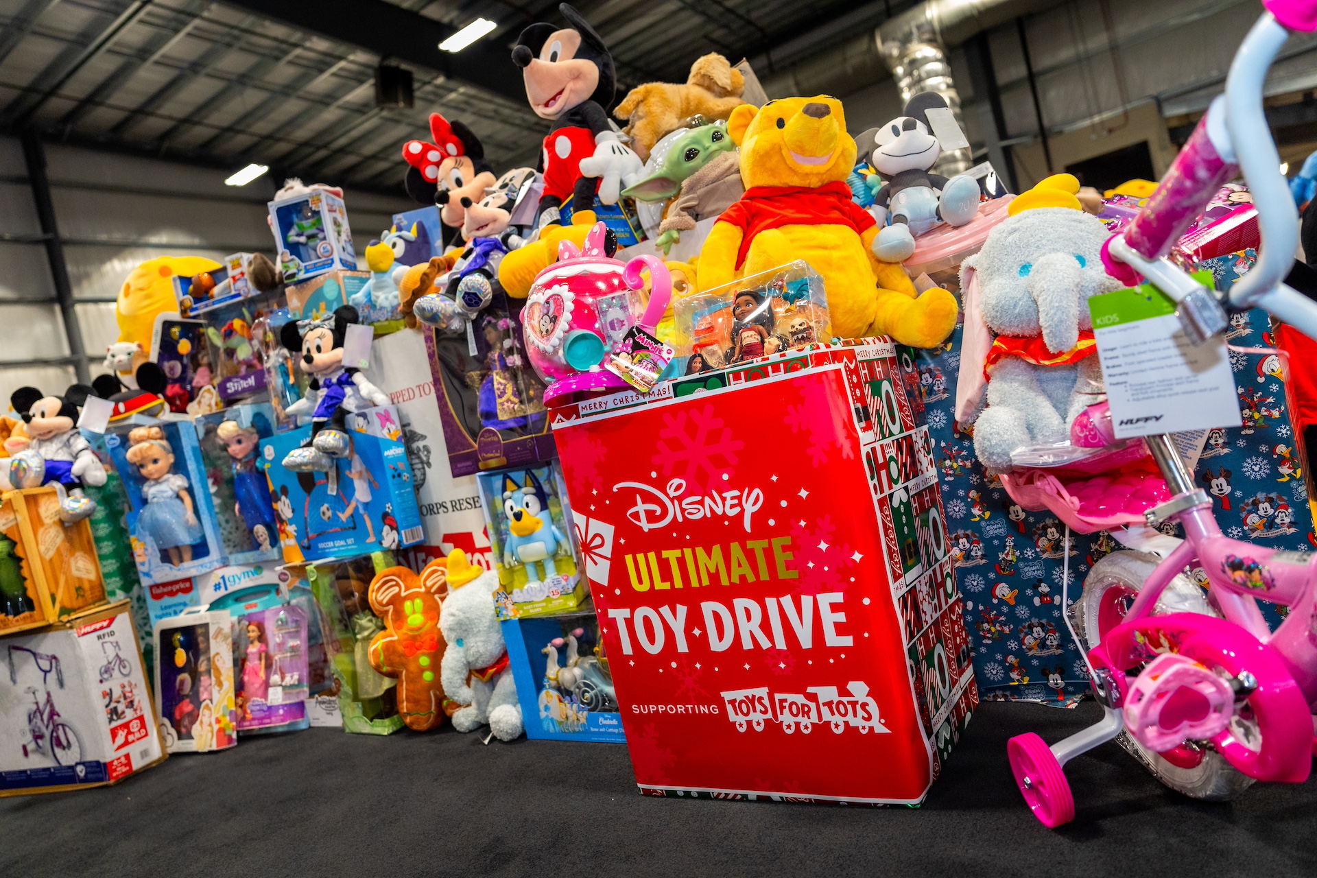 Marine and Disney Dad Team Up Through Toys for Tots - Disney Parks Blog