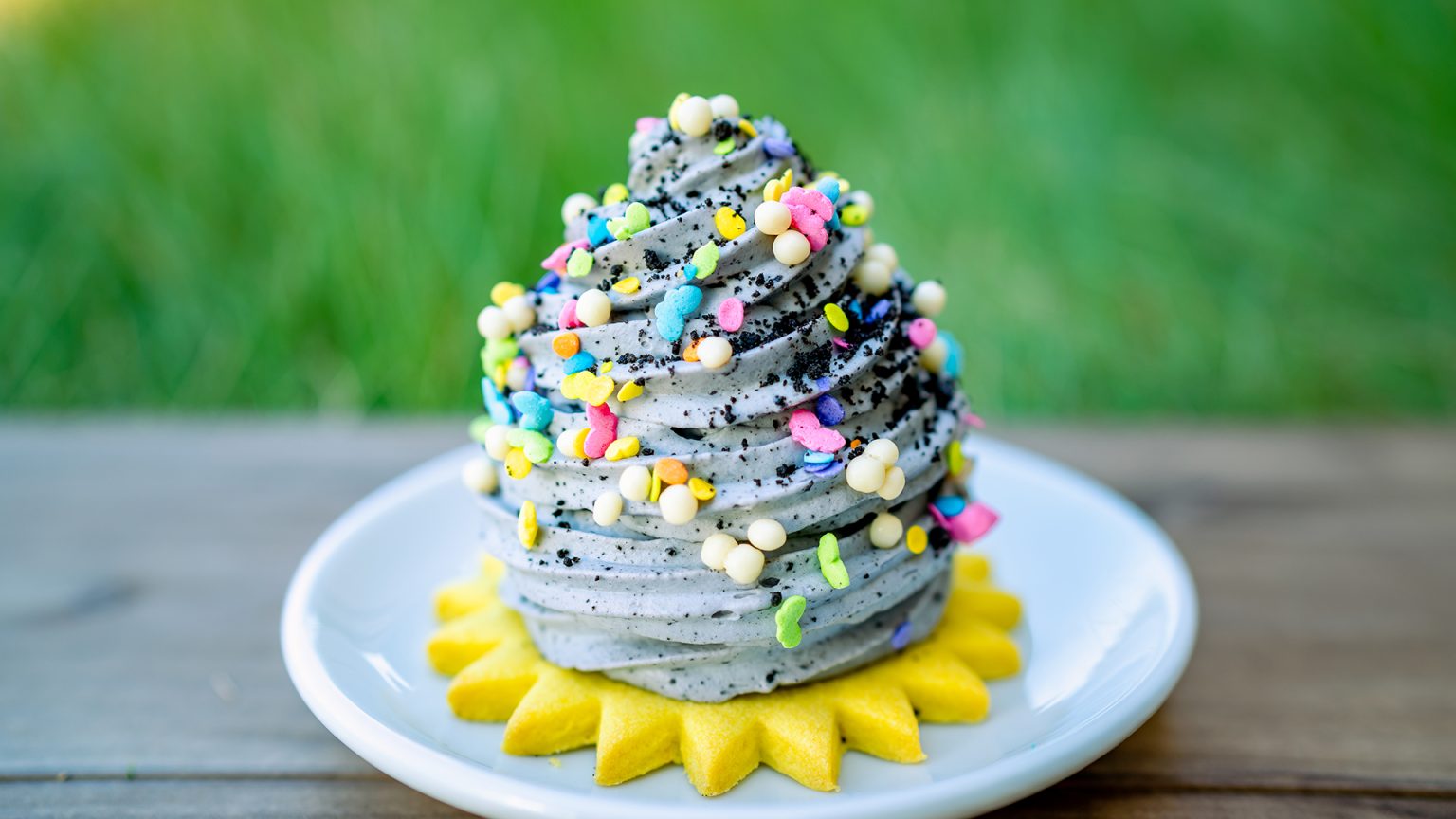 Easter Foodie Guide 2025 at Disney Parks and Resorts