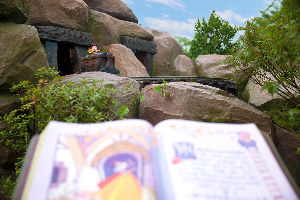 Celebrate 'Snow White' at Disney Parks Around the World - Disney Parks Blog