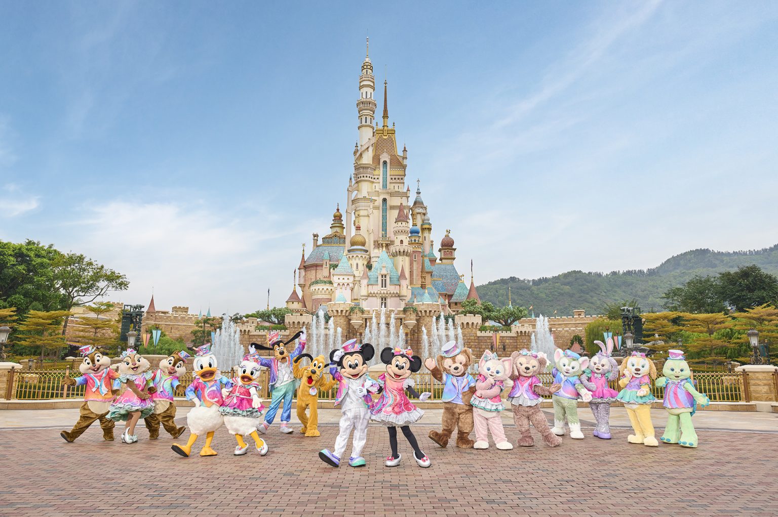 Hong Kong Disneyland 20th Anniversary Guide