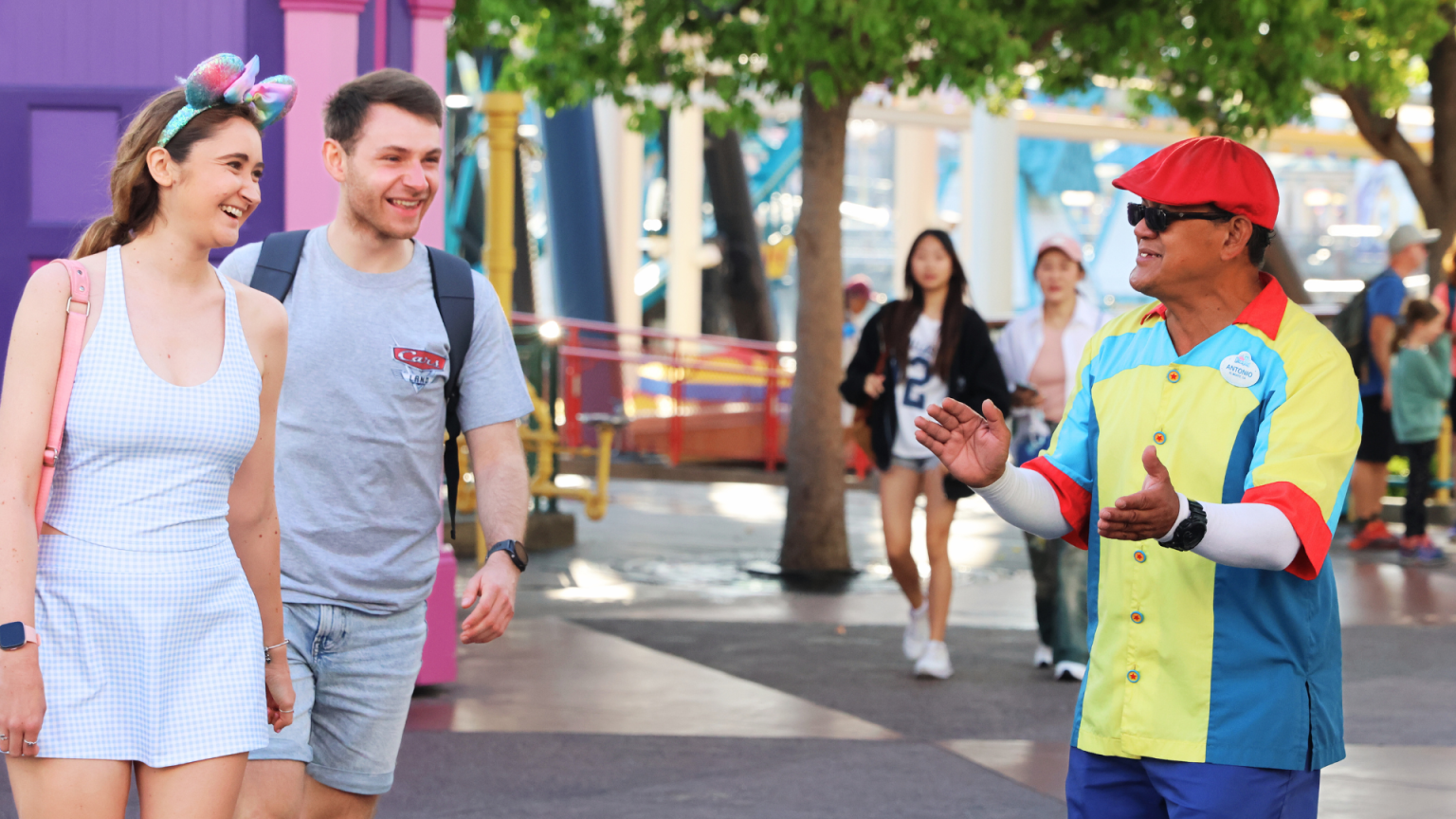 Dancing Disneyland Cast Member Makes Magic