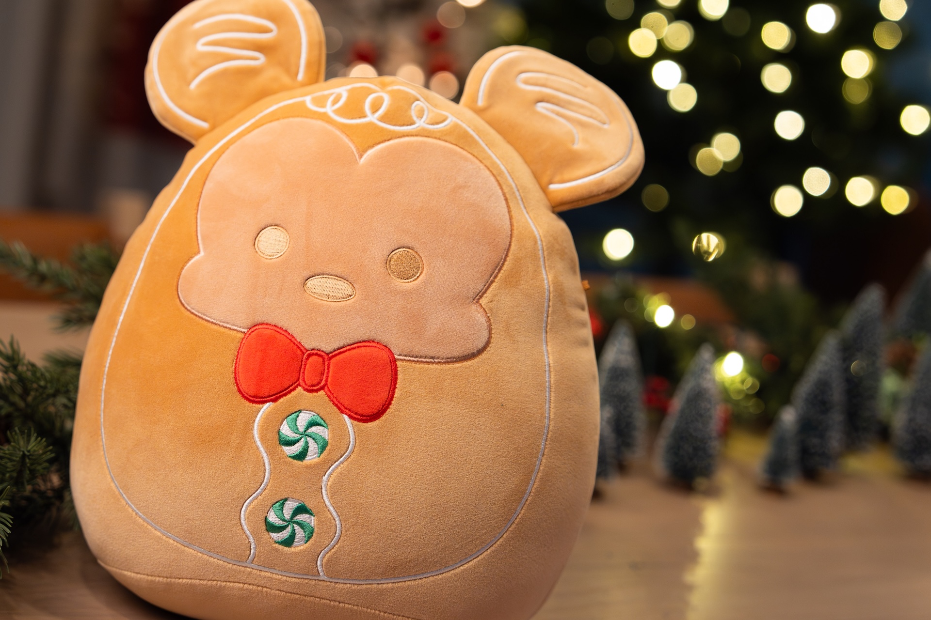 2025 Disney Holiday Merch: Preview the Christmas Collections