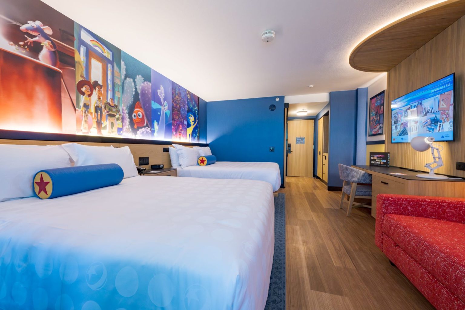 Disneyland Resort Hotels Guide: Where to Stay and Play