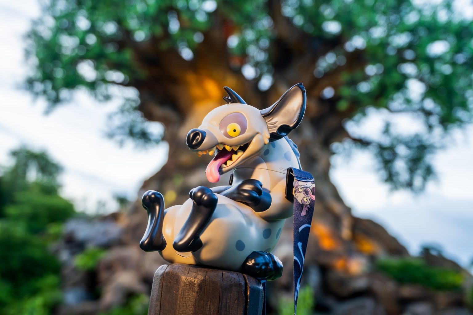 Scar Bucket and Ed Hyena Sipper Roar into Disney’s Animal Kingdom Park ...